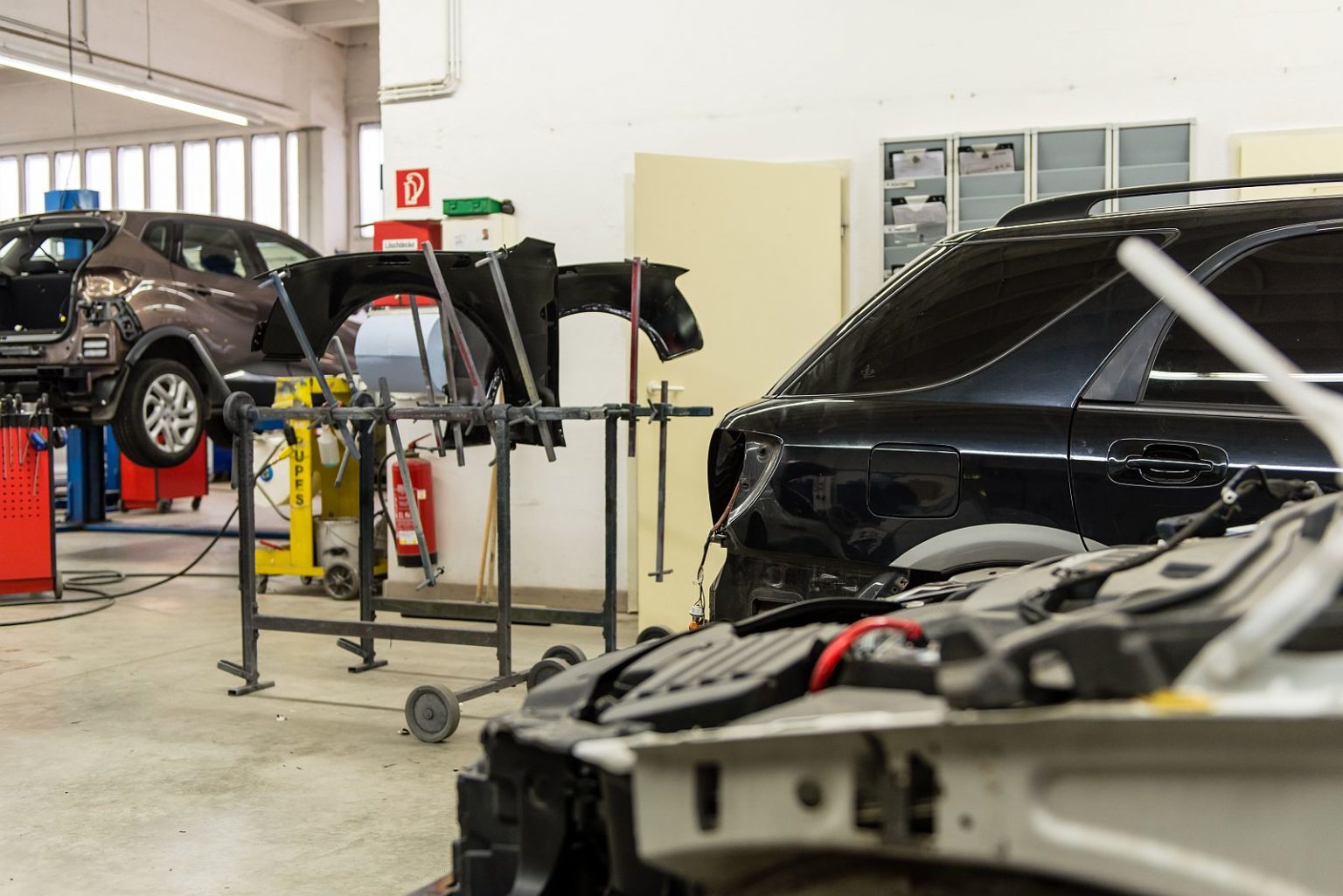 Rundgang Karosserie- & Lackierzentrum | Business View